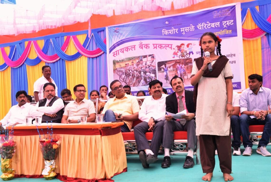 Astarc Group distributes 266 cycles to tribal students of Palghar under ...