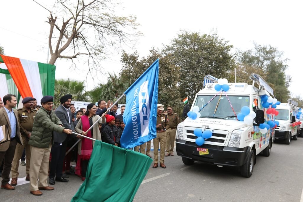 CSR: HCL Foundation Opens Five More Mobile Classrooms - India CSR