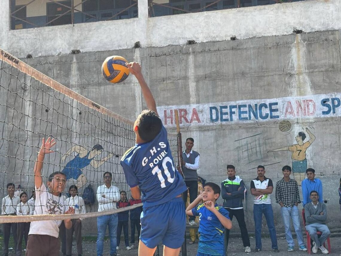 CSR: Ambuja Cements Unites Over 400 Students for ‘Khel Utsav’ in ...