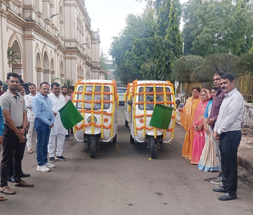 CSR: HCCB Donates Electric Vehicles to Boost Waste Collection in Ujjain ...