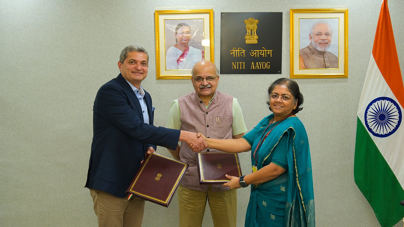 ‘We Rise’ To Empower 100 Indian Women Entrepreneurs For Global Trade ...